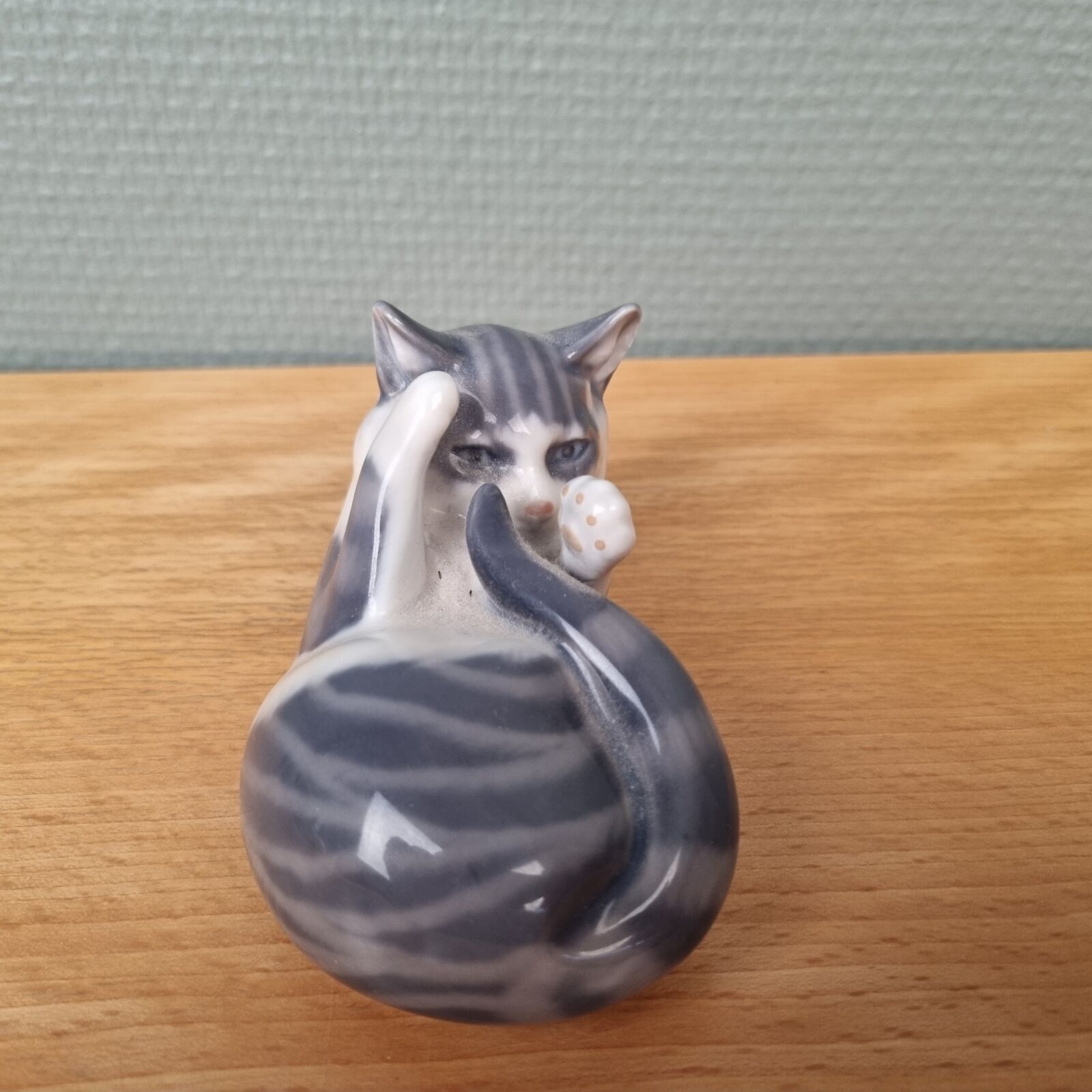 Legende kat, Royal Copenhagen - Villa og Vejbod