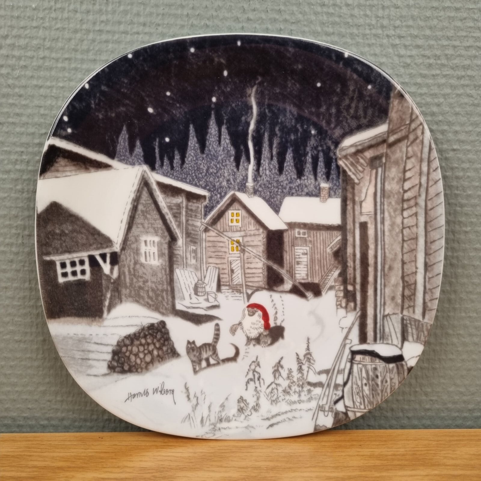 Harald Wiberg tallerken – Tomten i Stensjöby - Villa og Vejbod